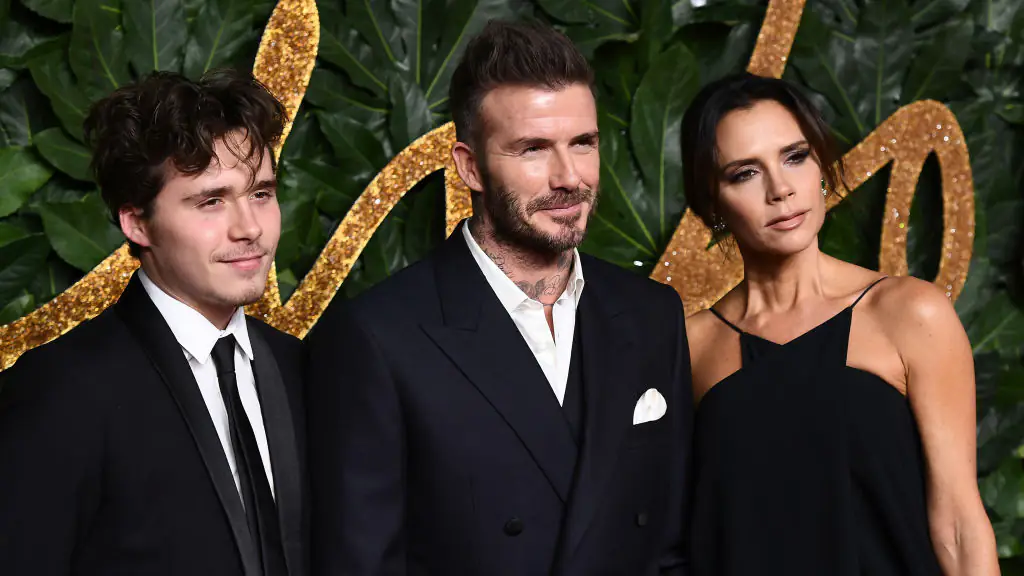 Victoria Beckham 'nuzzled Brooklyn's neck' at wedding as details of her ...
