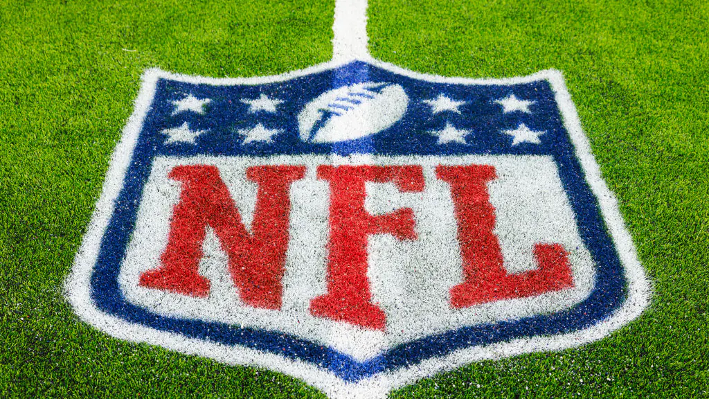 Singer Karina Pasian slammed by NFL fans over outfit she wore during US ...