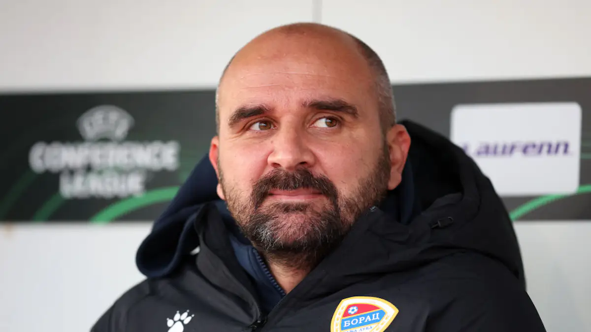 Soccer managers dies on touchline as players collapse in tears