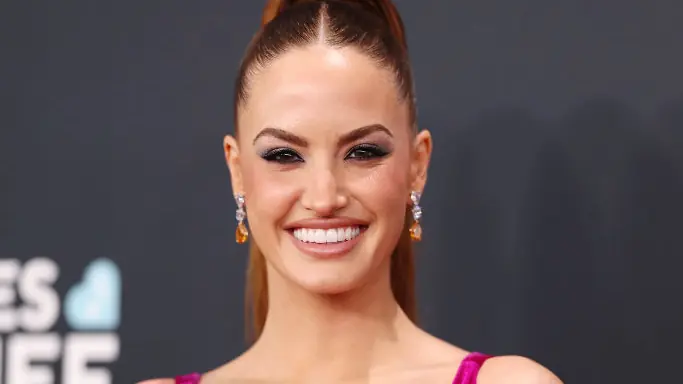 Haley Baylee clarifies '0.01%' penis remarks about husband Matt Kalil