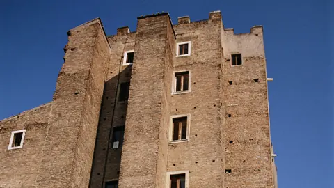 Historic Roman landmark collapses leaving people trapped under the rubble