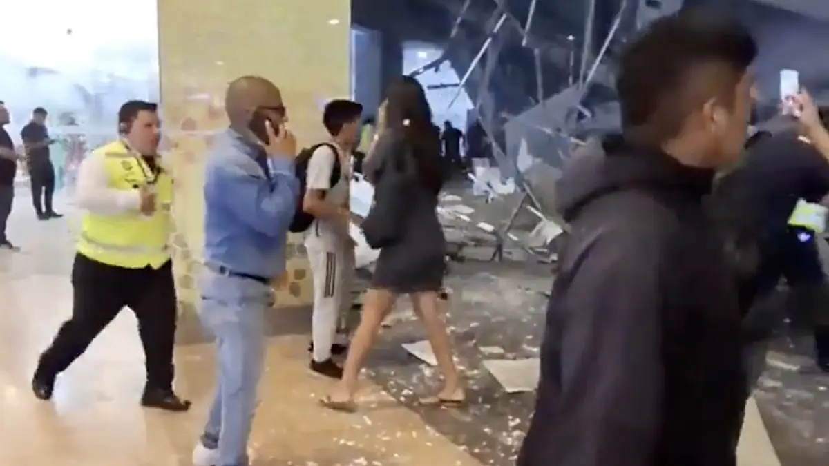 At least 3 killed and dozens more injured after shopping mall roof ...