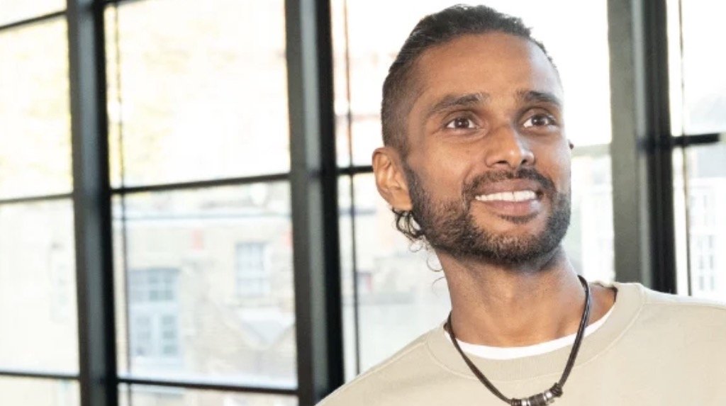 Dad, 40, handed heartbreaking diagnosis after smelling bleach and assuming his wife was just ...