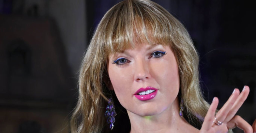 Wax Museum Unveils Taylor Swift Statue And Everyone's Making The Same ...