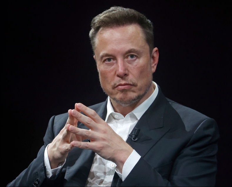 Elon Musk explodes at famed astronaut after being called a liar - Amazing Elon Musk explodes at famed astronaut after being called a liar - Amazing