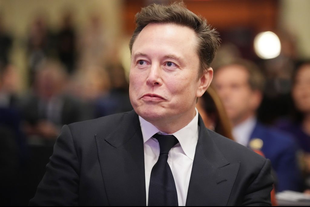 Elon Musk's estranged daughter responds after he was accused of giving ... Elon Musk's estranged daughter responds after he was accused of giving ...