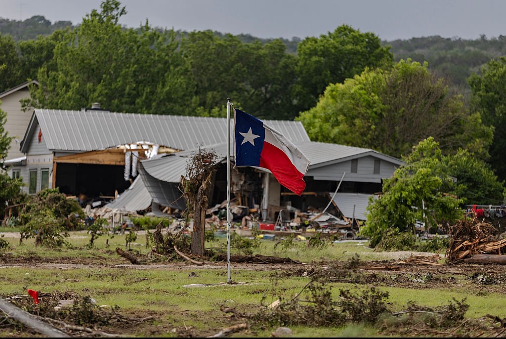 Family pays emotional tribute to teen counselor with 'contagious joy ...