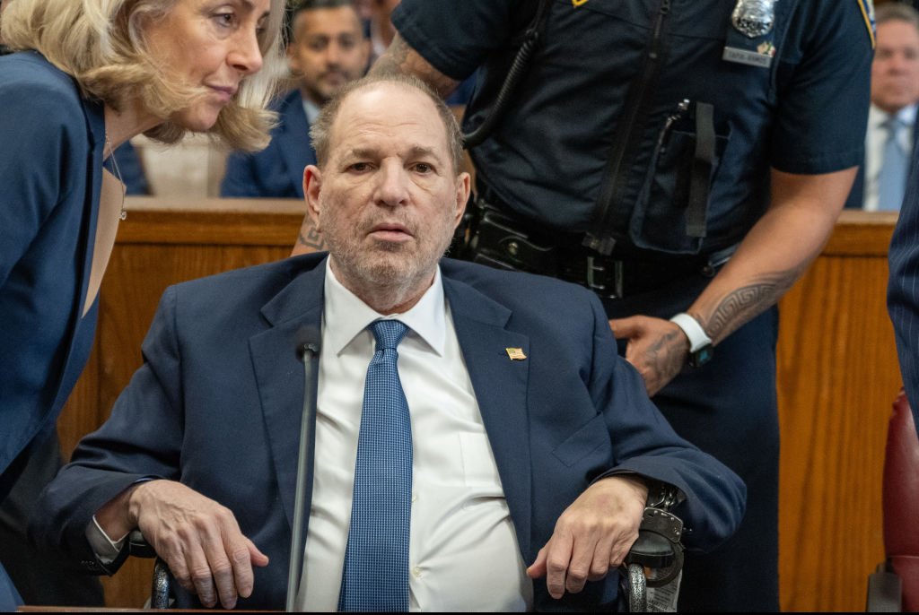 Harvey Weinstein Is Hospitalized With 'Covid And Double Pneumonia' Amid ...