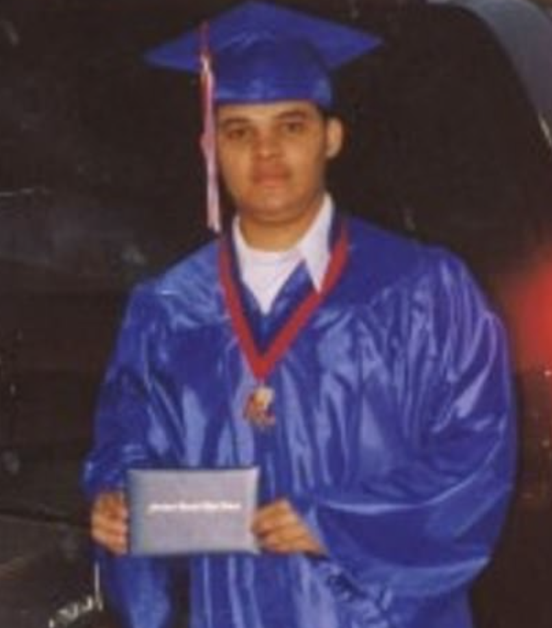 Store Employee Found Trapped Behind Freezer Almost 10 Years After He ...