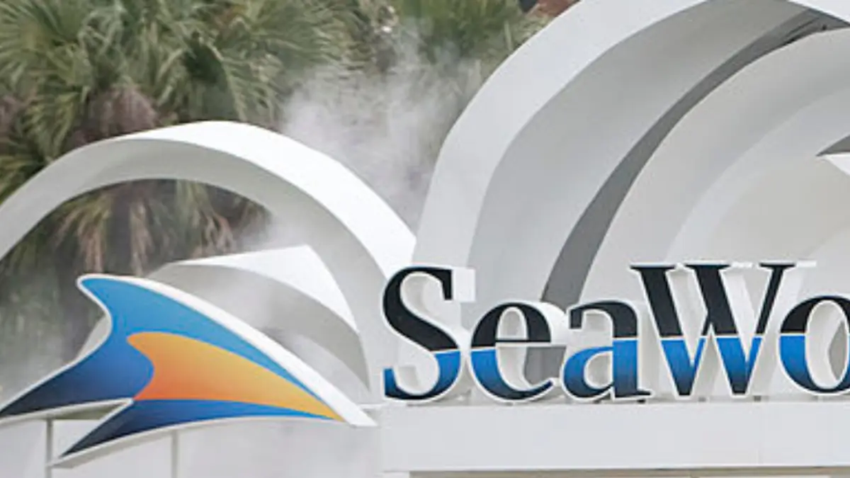 Longtime SeaWorld mime claims he was suddenly fired after 36 years over ...